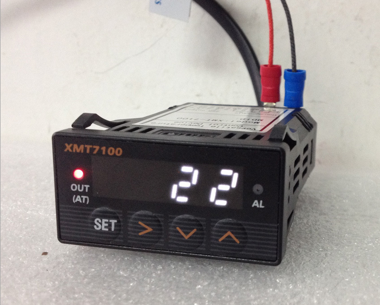 Digital PID Temperature Controller XMT7100 - Accurate & Versatile