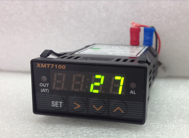 Digital PID Temperature Controller XMT7100 - Accurate & Versatile